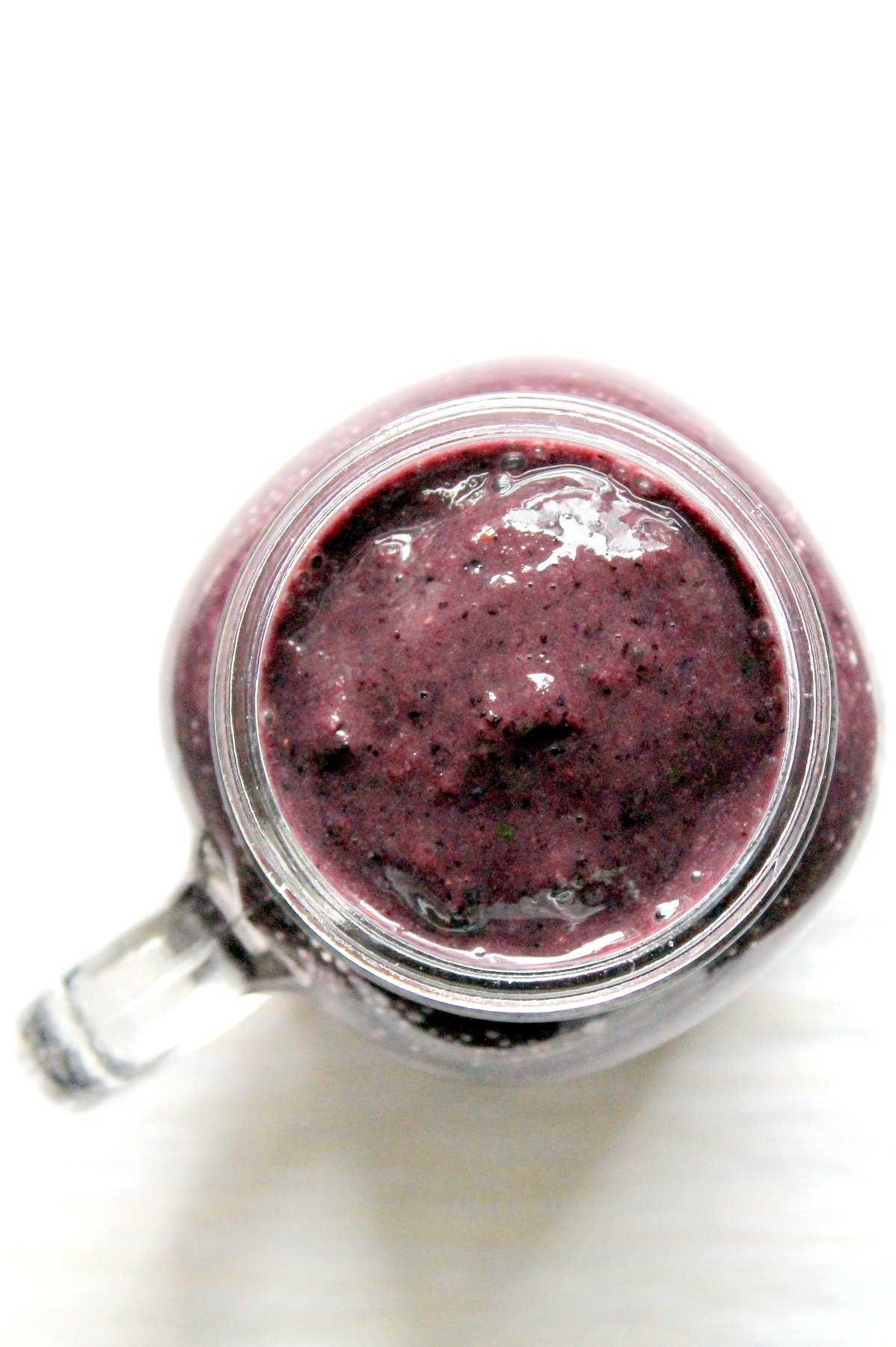 Deceptively Purple Green Smoothie - Happy Veggie Kitchen