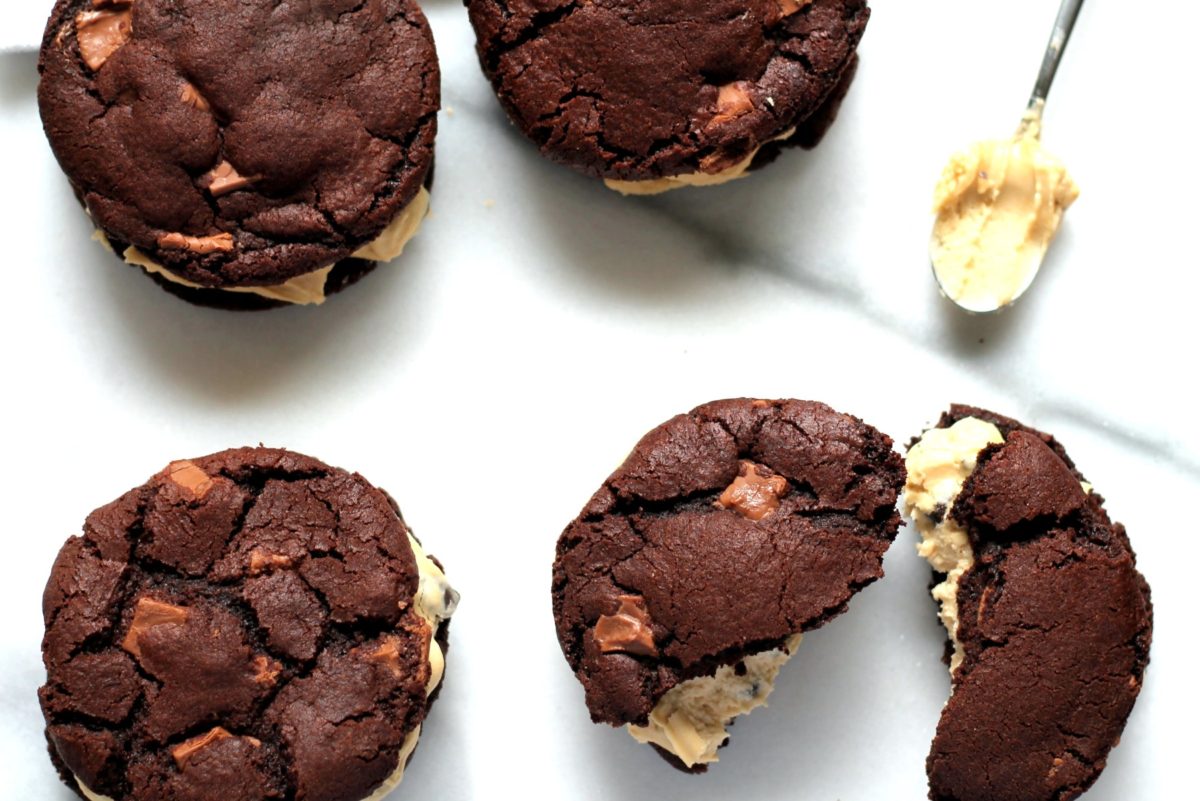Chocolate Cookie Sandwiches with Cream Cheese Cookie Dough Filling ...
