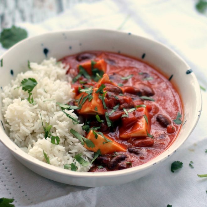 Easy Paneer & Kidney Bean Coconut Curry - Happy Veggie Kitchen