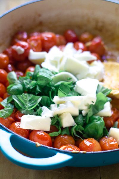 Simple Spaghetti Caprese - Happy Veggie Kitchen