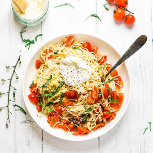 Easy Cherry Tomato Burrata Pasta - Happy Veggie Kitchen