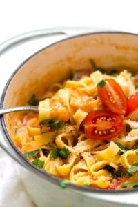 Parma Rosa One Pot Pasta - Happy Veggie Kitchen