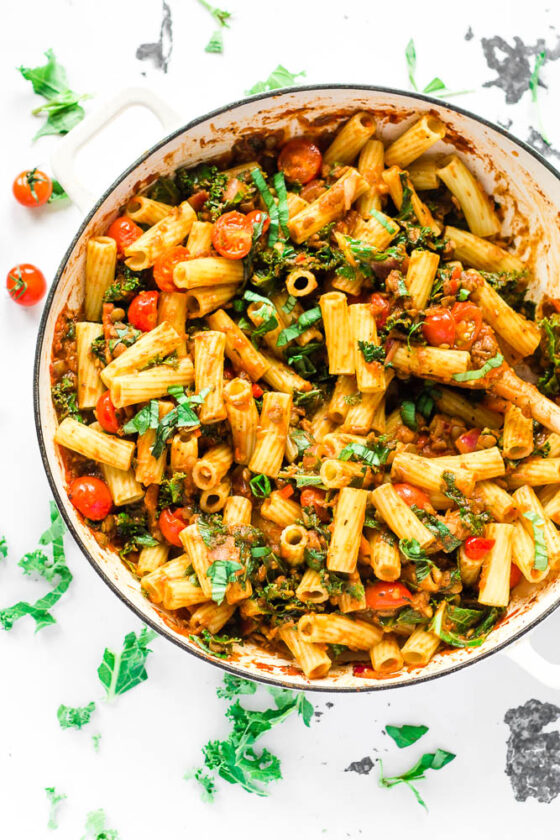 Vegan Rigatoni with "Spicy Sausage" Lentils - Happy Veggie Kitchen