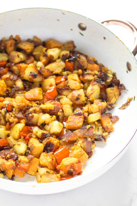 Halloumi Breakfast Hash - Happy Veggie Kitchen