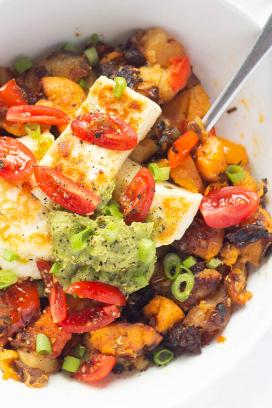 Halloumi Breakfast Hash - Happy Veggie Kitchen