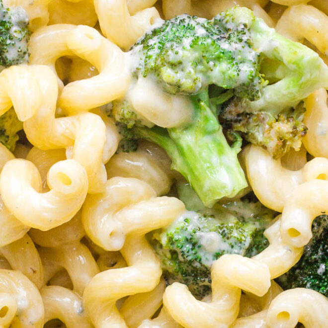 Roasted Broccoli & Blue Cheese Pasta (3 Ingredients!) - Happy Veggie ...