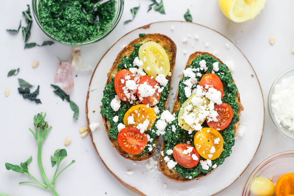 Pesto Toast - Happy Veggie Kitchen