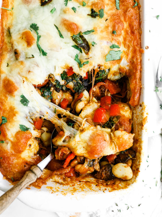Cheesy Veggie Potato Bake - Happy Veggie Kitchen