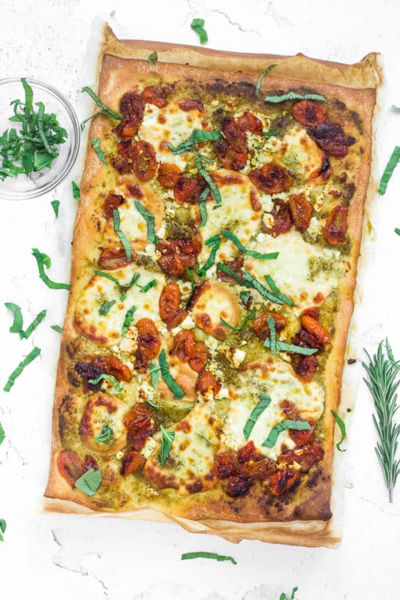 Scamorza Pizza with Pesto & Cherry Tomatoes - Happy Veggie Kitchen