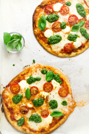 Tomato & Mascarpone Pizza - Happy Veggie Kitchen