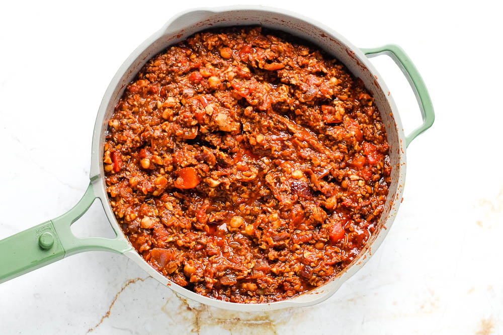 Roasted Mushroom & Chickpea Chili - Happy Veggie Kitchen