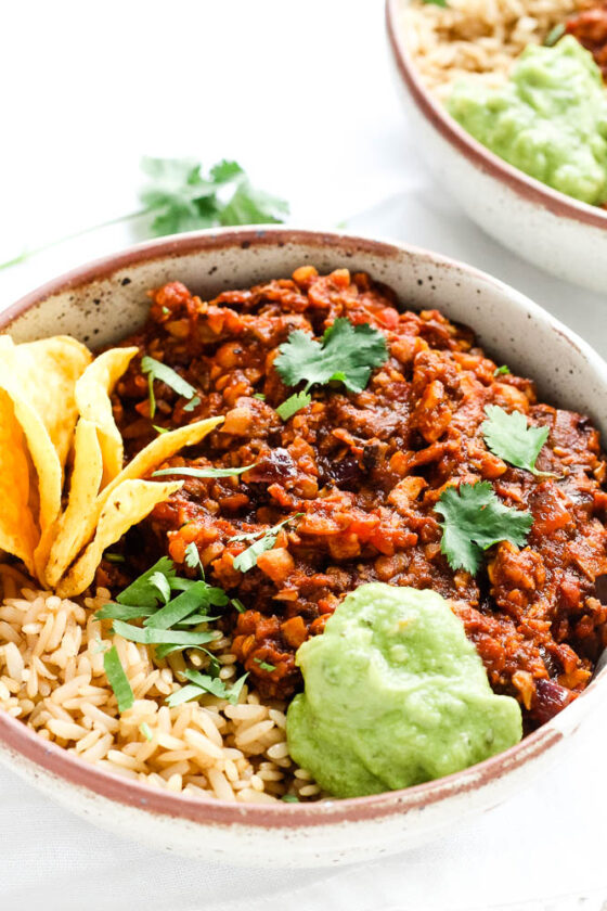 Roasted Mushroom & Chickpea Chili - Happy Veggie Kitchen