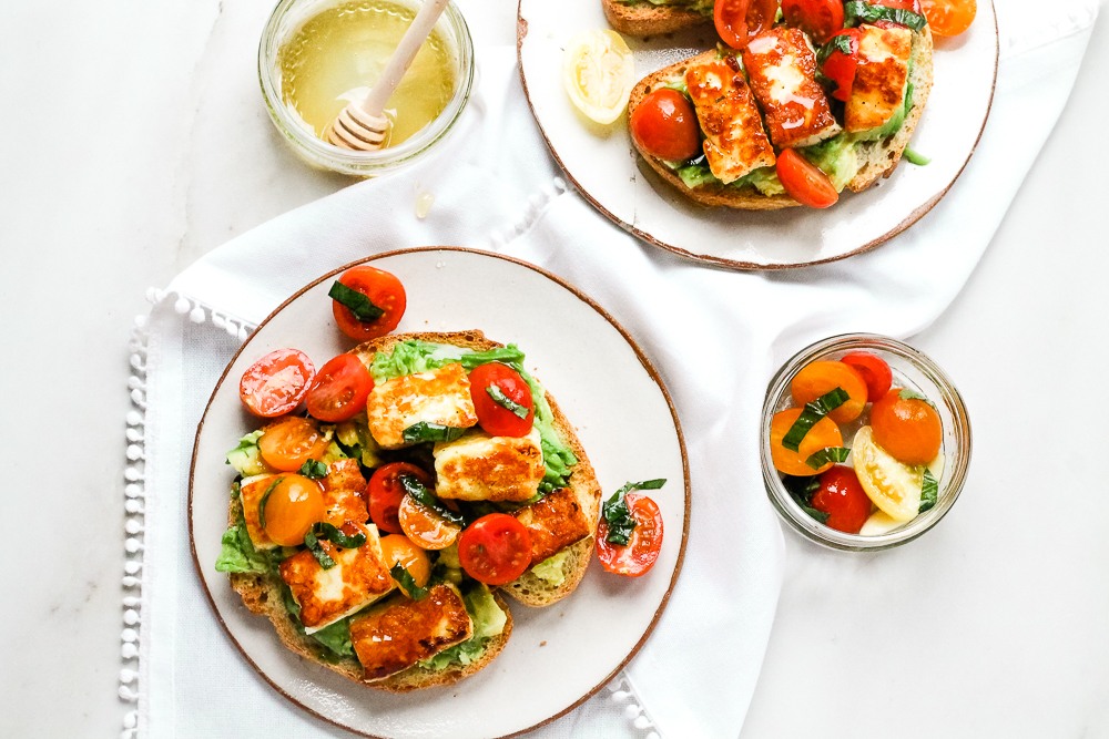 Halloumi Toast with Avocado & Honey - Happy Veggie Kitchen