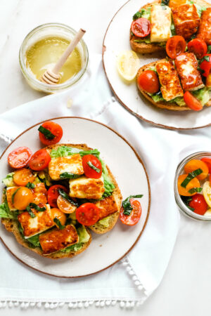 Halloumi Toast with Avocado & Honey - Happy Veggie Kitchen