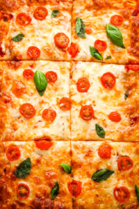 Pie Crust Pizza (with Shortcrust Pastry) - Happy Veggie Kitchen