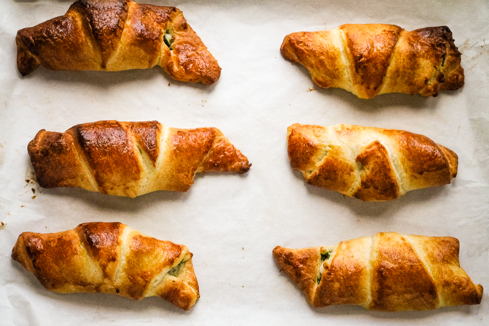 Cheese & Spinach Croissants - Happy Veggie Kitchen
