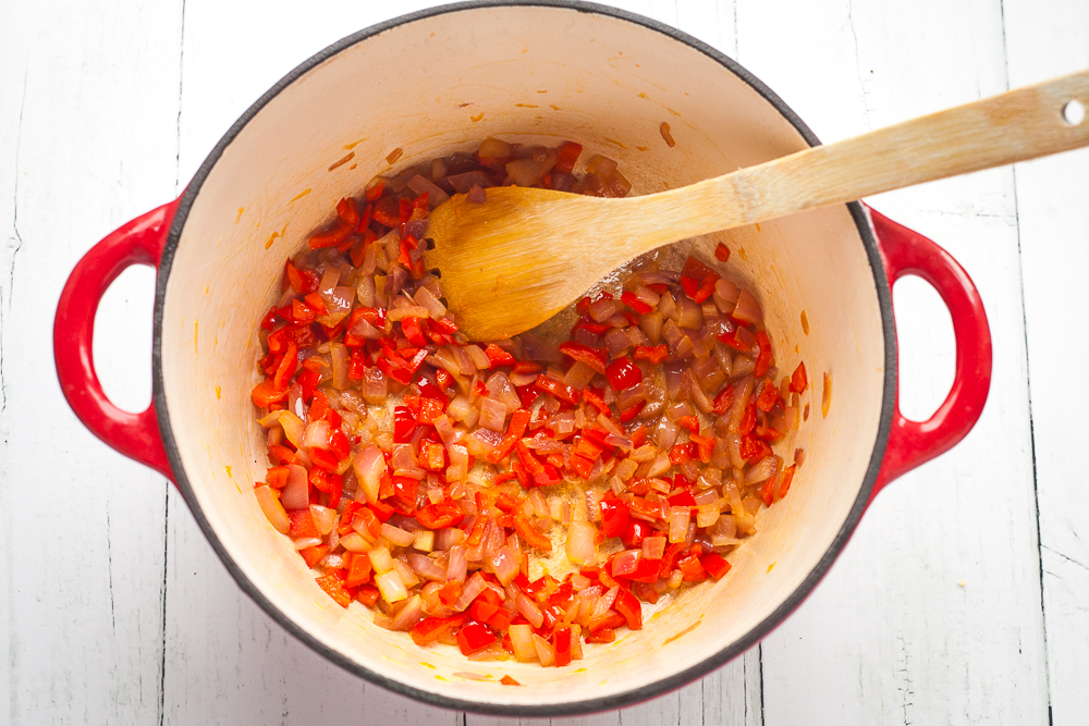 Spaghetti Sauce Made With Fresh Tomatoes - Happy Veggie Kitchen