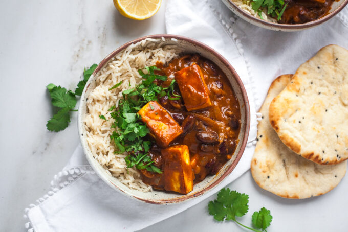 Paneer, Kidney Bean & Coconut Curry - Happy Veggie Kitchen