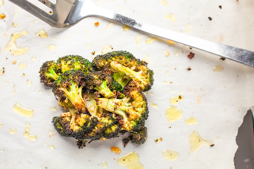 Smashed Broccoli Burgers - Happy Veggie Kitchen