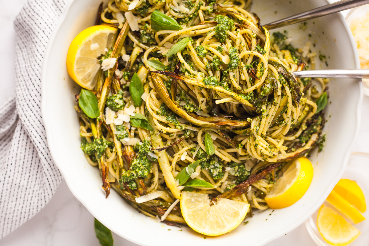 Asparagus Spaghetti with Pesto - Happy Veggie Kitchen