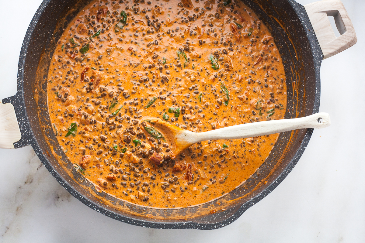 Creamy "Marry Me" Lentils - Happy Veggie Kitchen