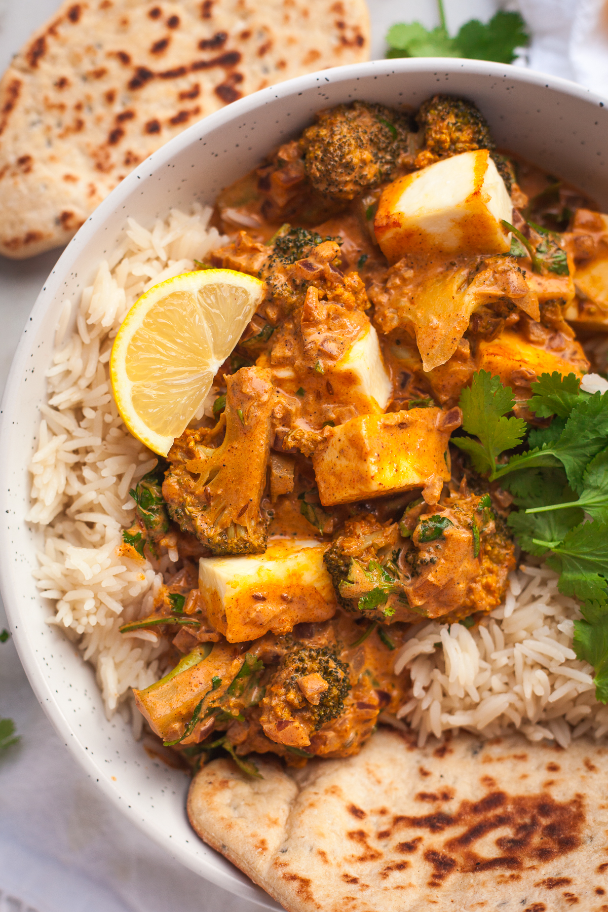 Broccoli Paneer Curry - Happy Veggie Kitchen