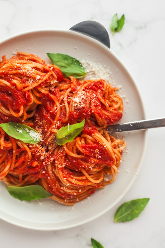 Easy Spaghetti for Kids - Happy Veggie Kitchen