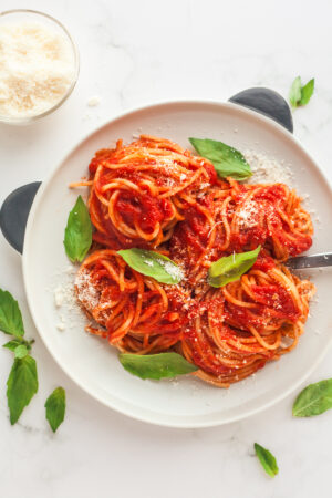 Easy Spaghetti for Kids - Happy Veggie Kitchen