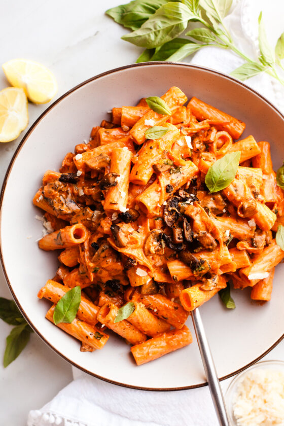 Creamy Mushroom Rigatoni - Happy Veggie Kitchen