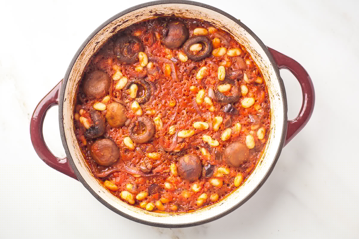 White Bean & Mushroom Ragout - Happy Veggie Kitchen