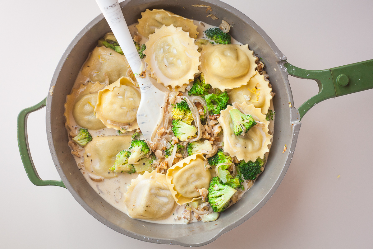 One Pot Broccoli Walnut Ravioli - Happy Veggie Kitchen