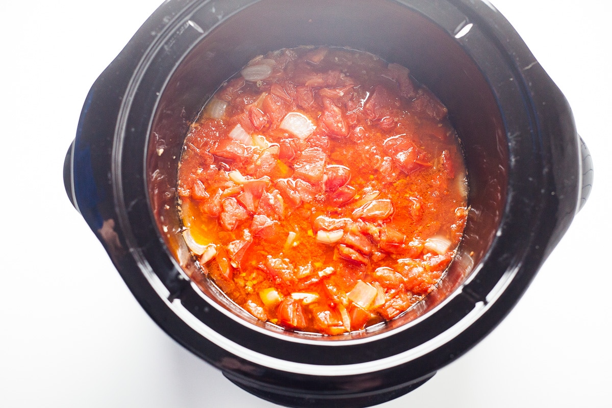 Slow Cooker Tomato Soup - Happy Veggie Kitchen